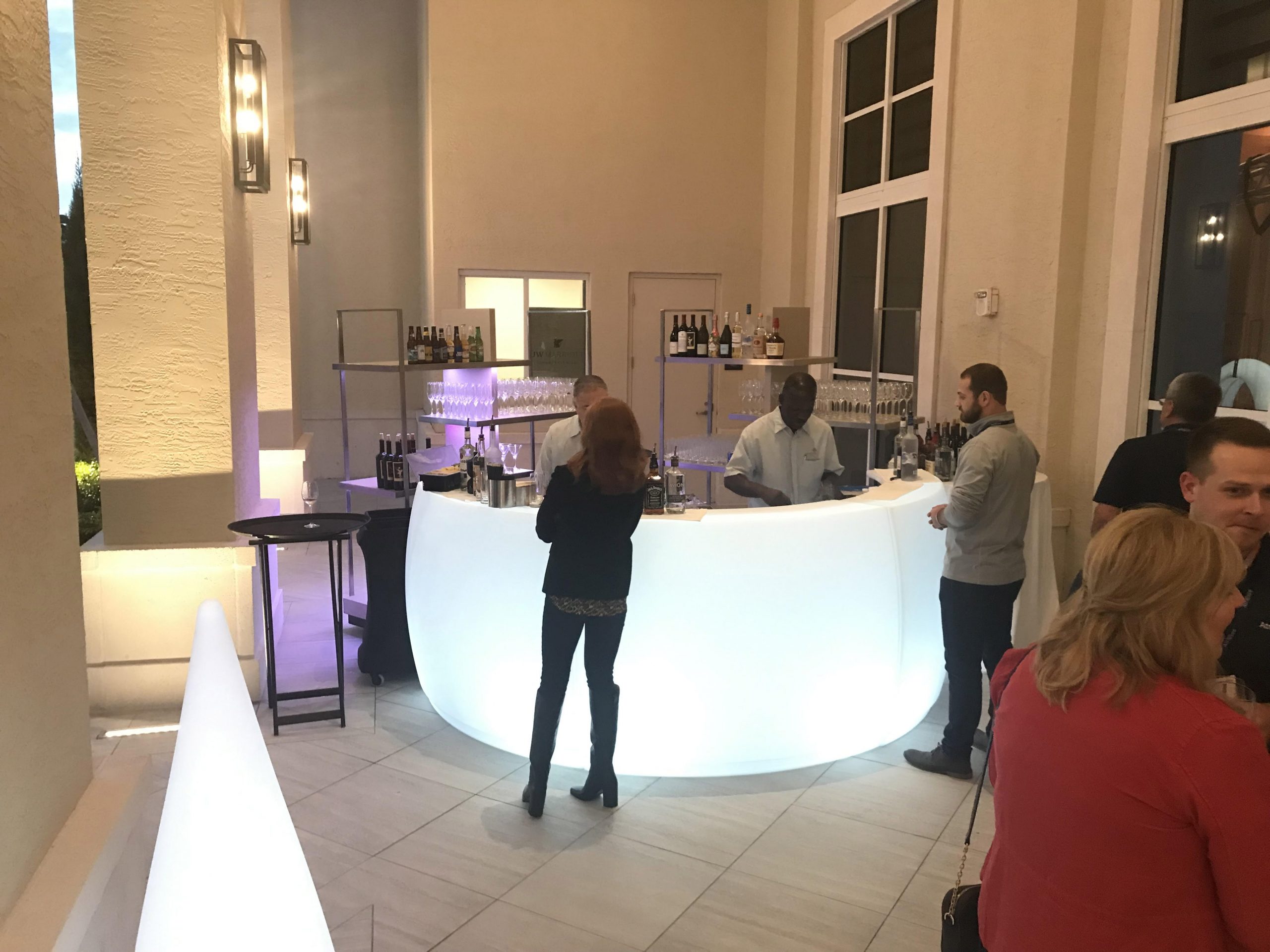 Light Up Furniture Rental – LIGHT UP – LED – GLOW Furniture Rental Florida.